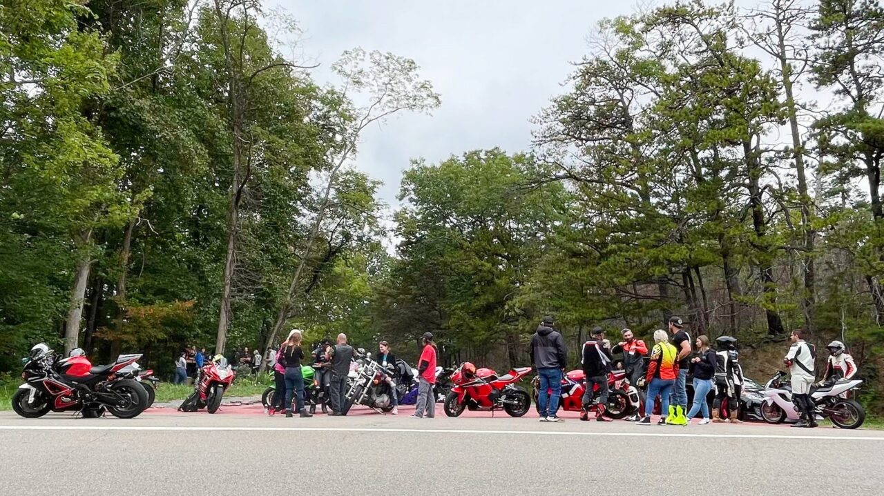 Scenic Drives and Motorcycle Rides on Route 421 - Northeast Tennessee